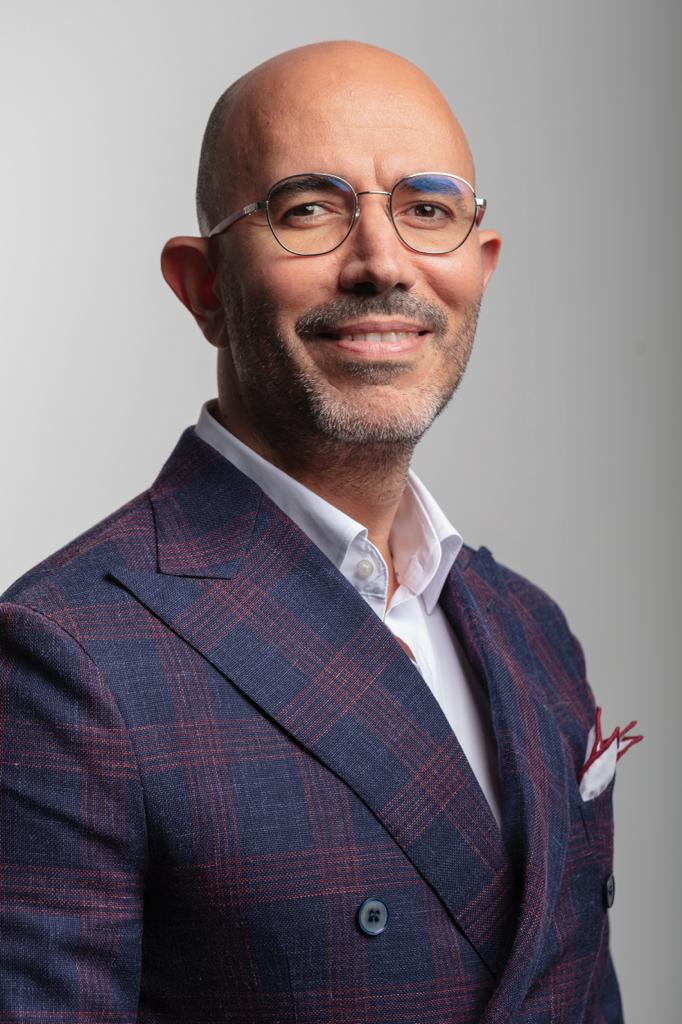 Leadership Lessons with Raed Hergli, Head of Government Engagement MENA ...